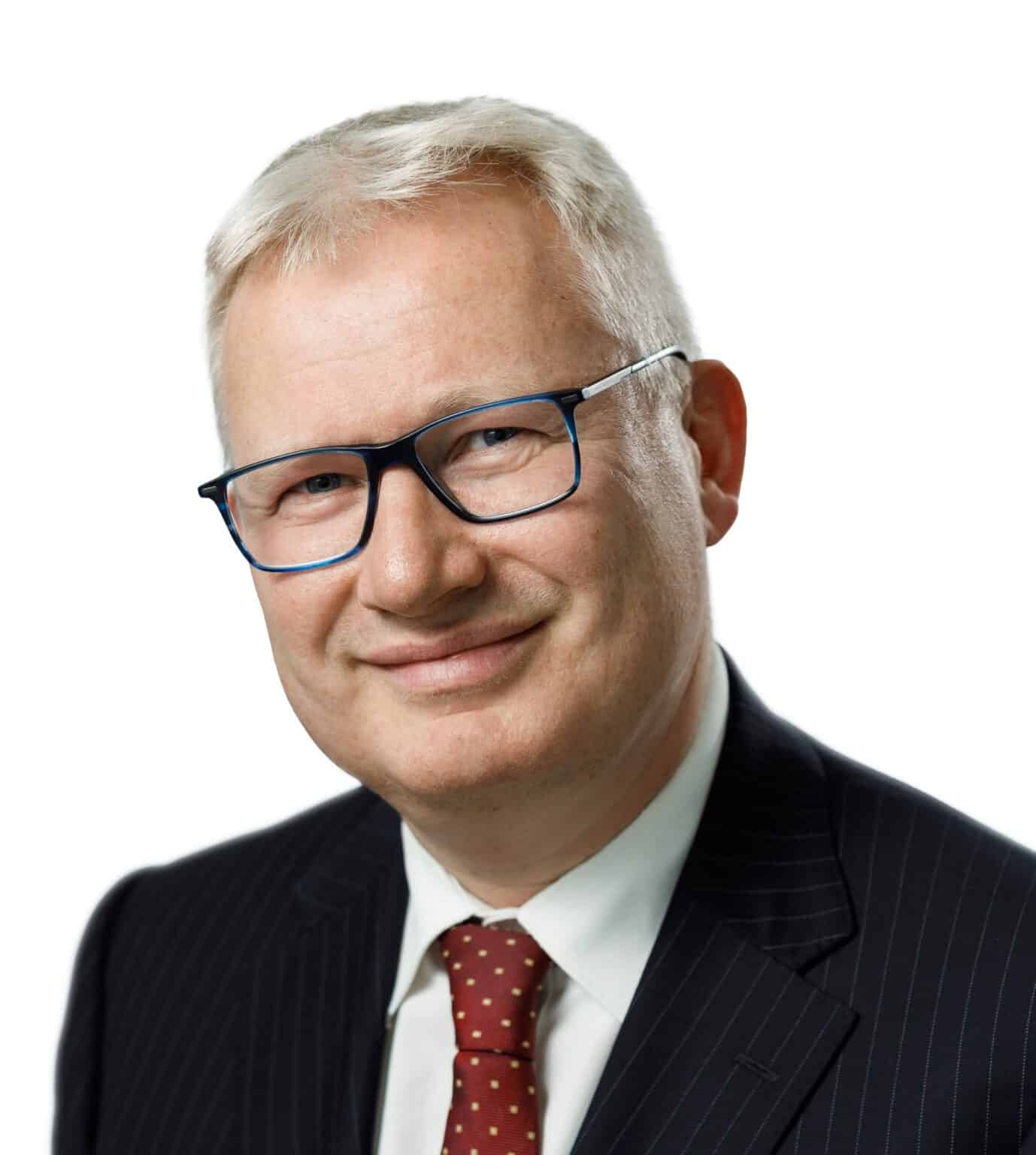 Team – Nami Surgical